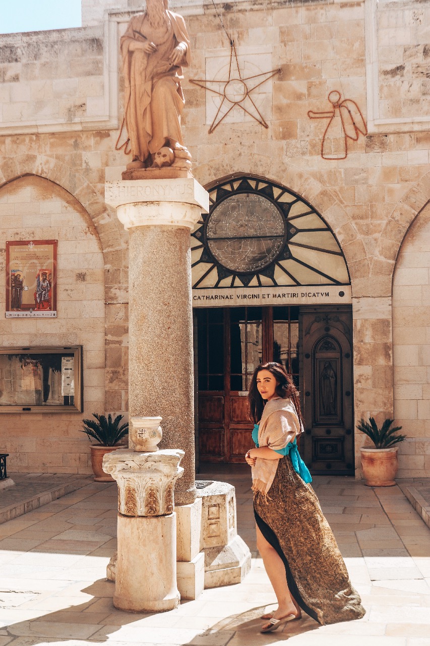 What To Wear In The Holy Land: A Women's Guide To Feeling Fashionable ...