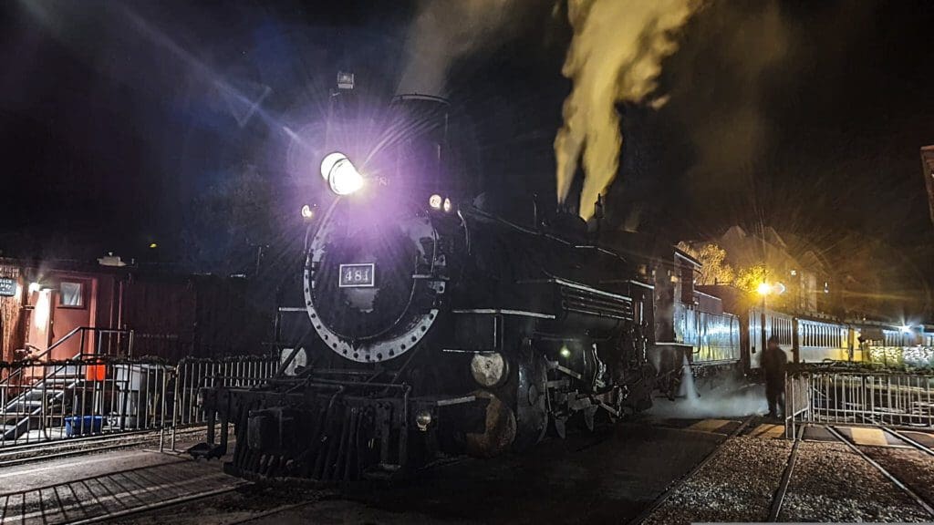The Real Life POLAR EXPRESS - The Wanderlust Rose