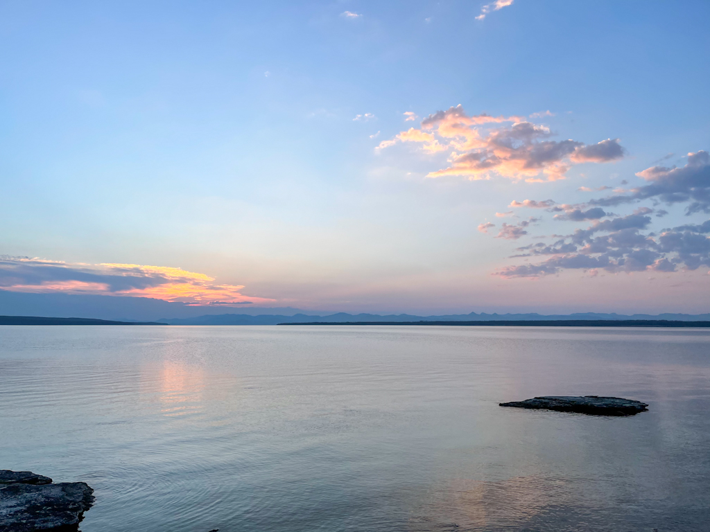 14 Places You Can't Miss in Yellowstone National Park - The Wanderlust Rose